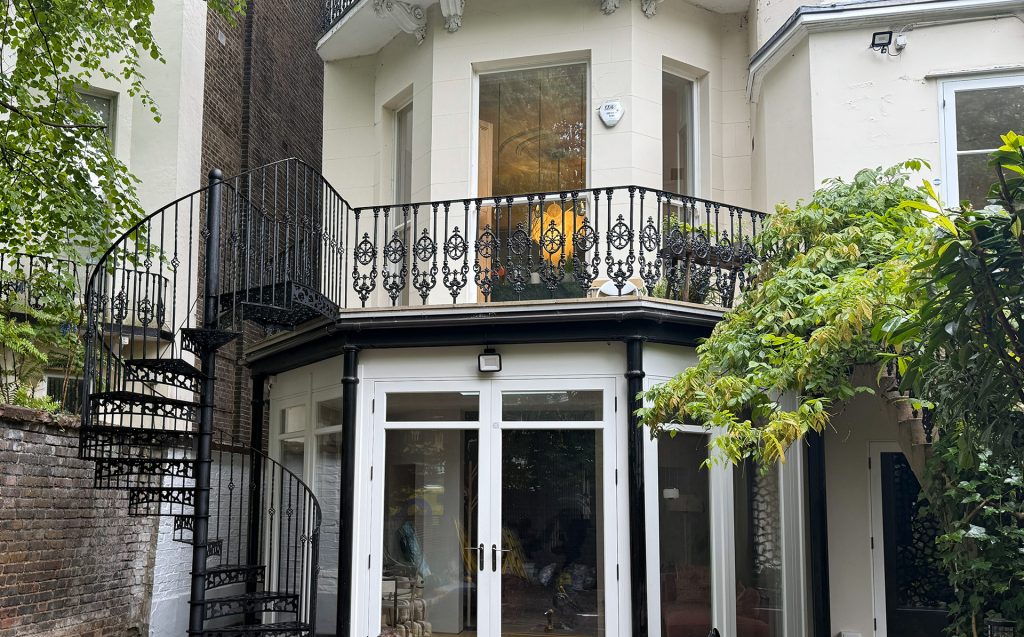 Metal Frame Staircases UK: 5 Reasons to Choose Steel in 2026 - V.P STAIRS